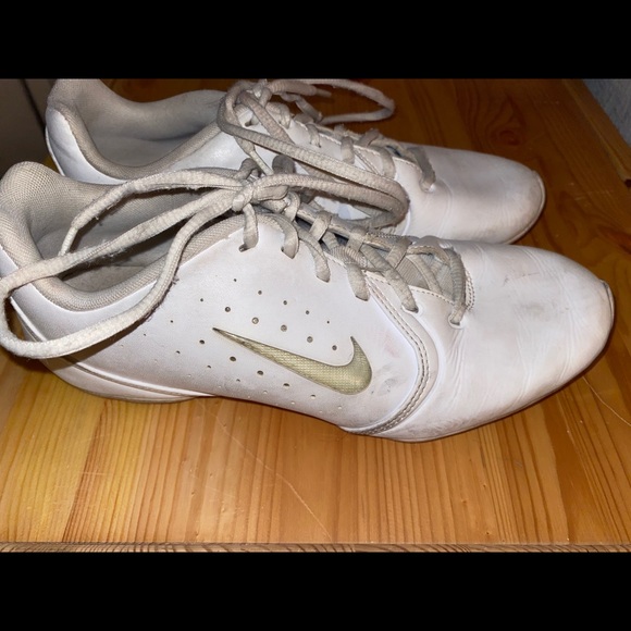 Nike | Shoes | Girls Nike Sideline Iii Cheerleading Shoes | Poshmark